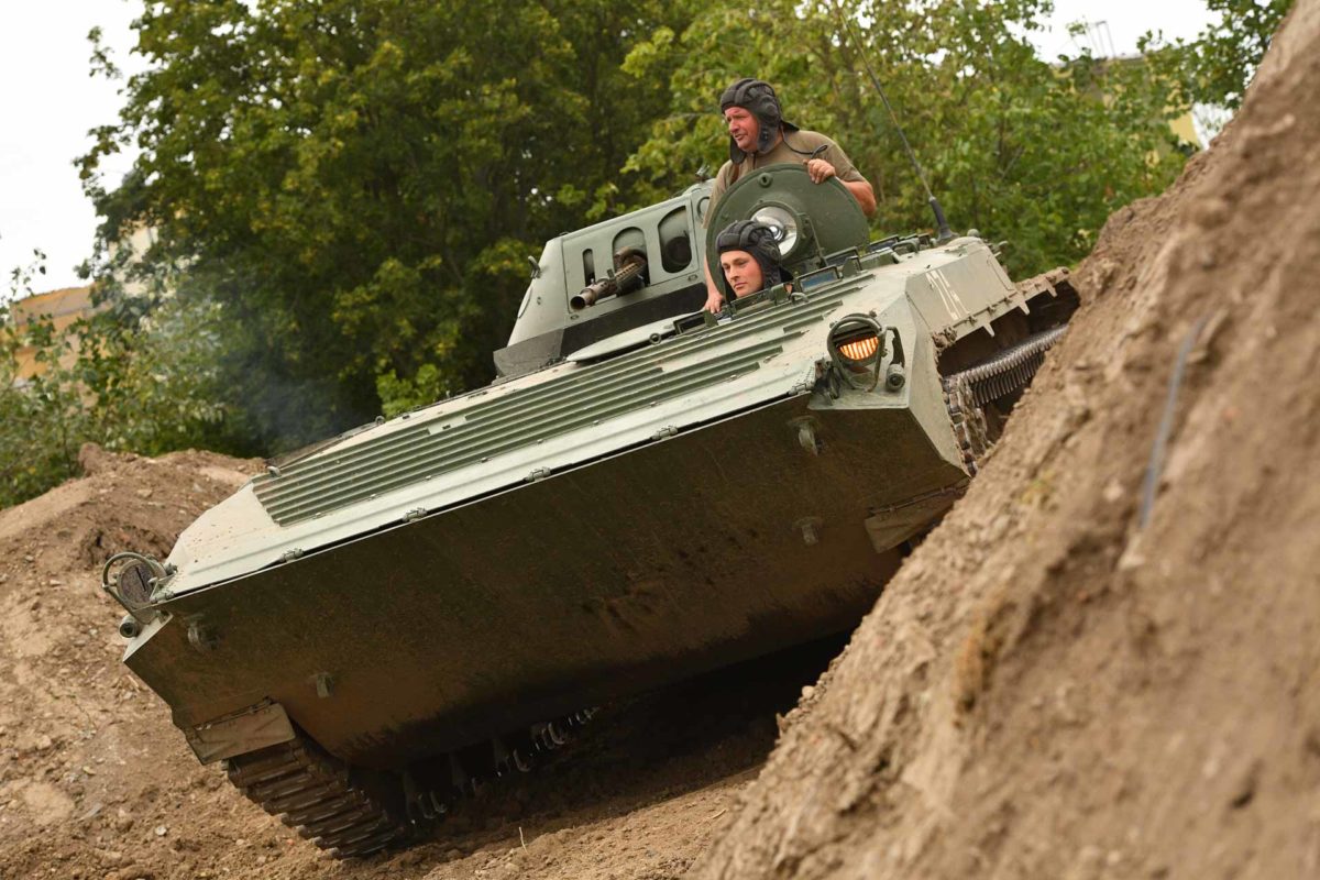 Bildergalerie - panzer-arena.de | Panzer fahren, Schießkino & Events